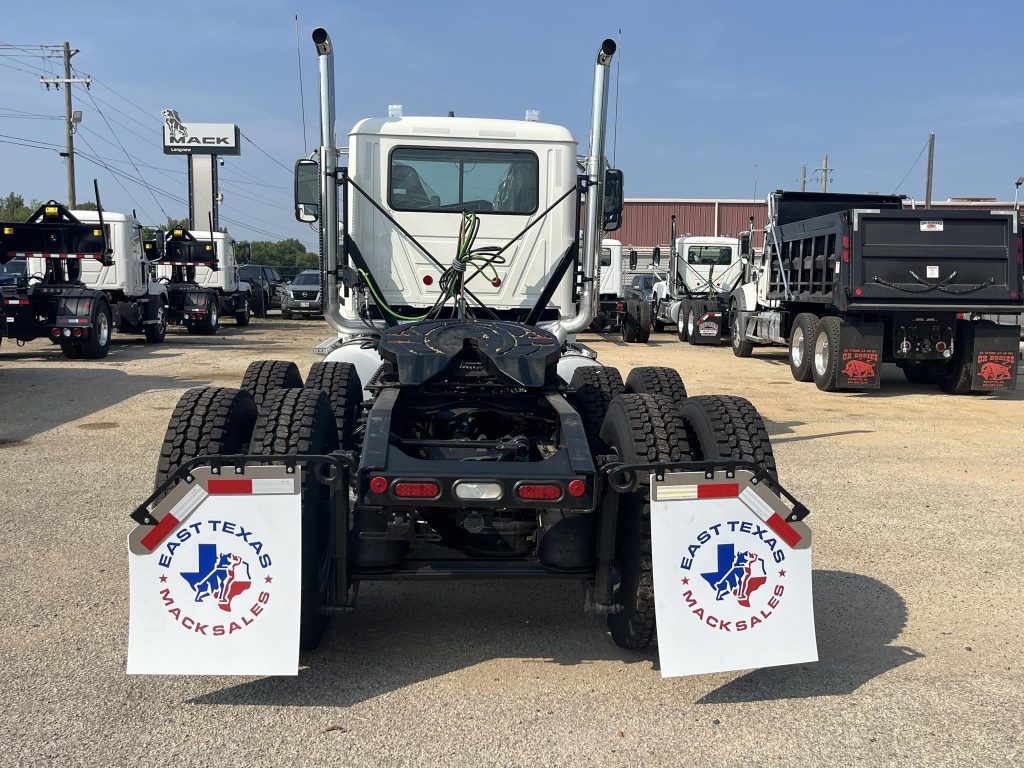 2026 MACK PINNACLE 64T - East Texas Mack Sales